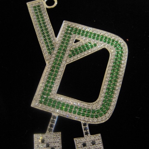 Custom Hip Hop Jewelry - Pendants, Chains & Iced Out Jewelry